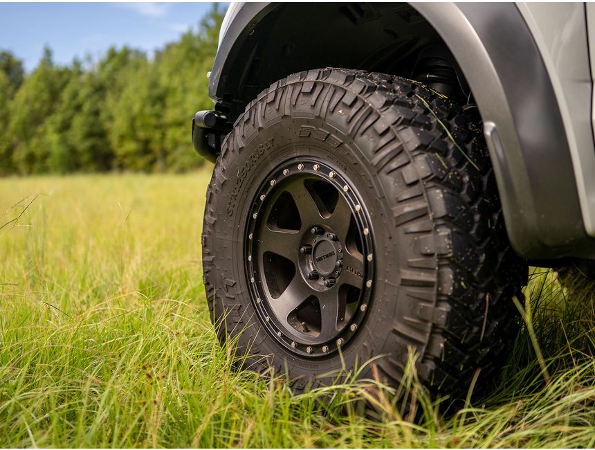 Method Matte Black Con6 Wheels | Rugged Ridge