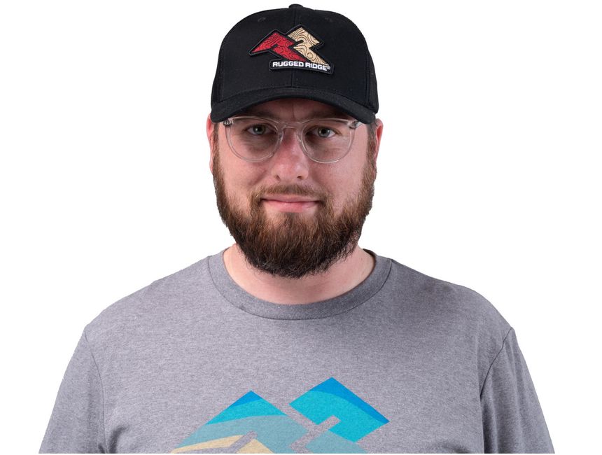 Rugged Ridge Black Double R Trucker Hat | Rugged Ridge